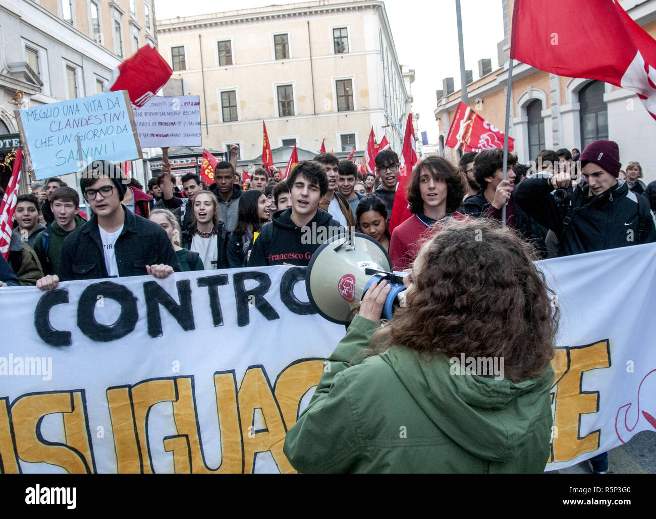 Rome, Italy. 01st Dec, 2018. Demonstration in Rome against inequalities ...