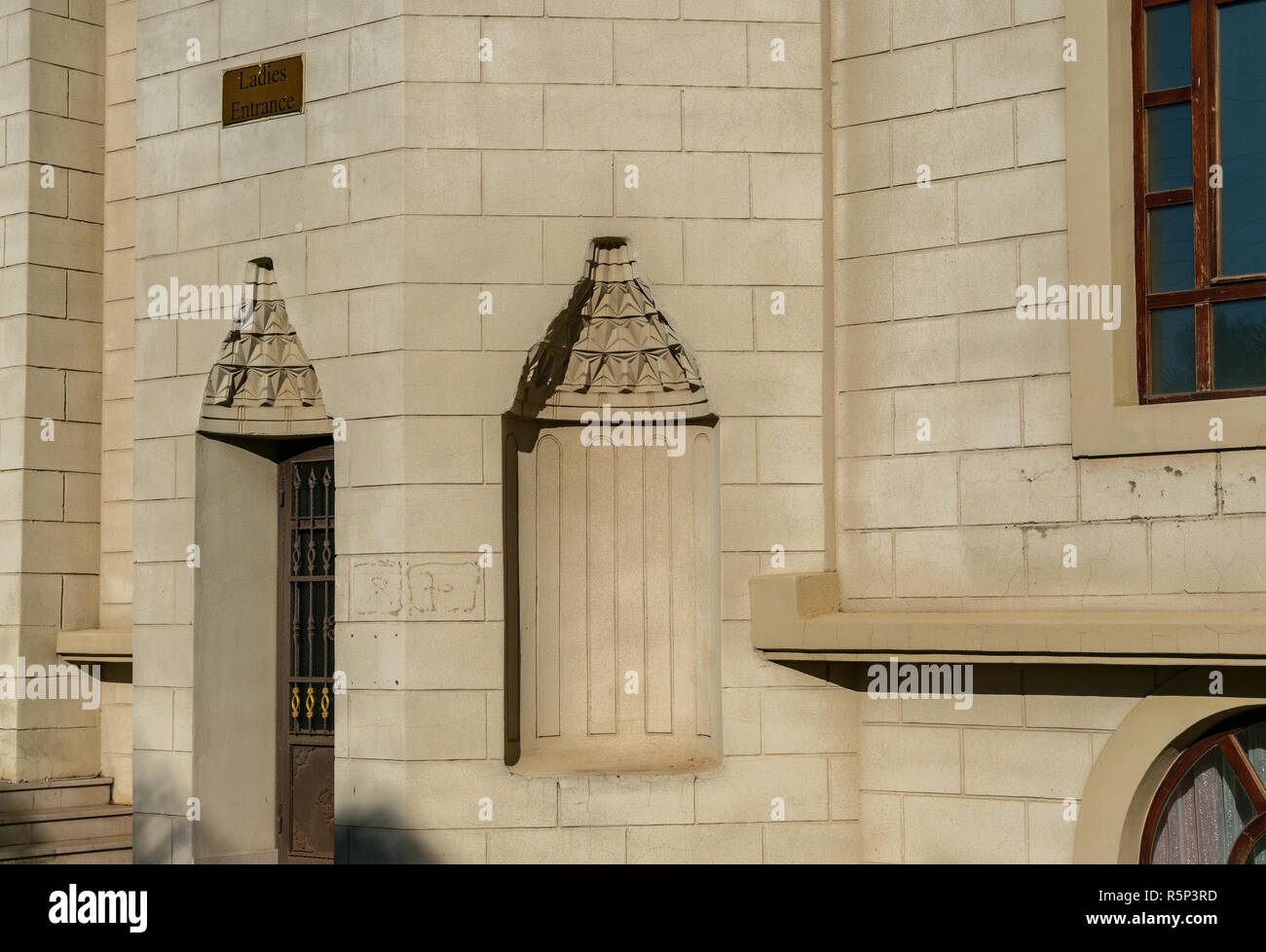 Nizamiye Masjid, also called Nizamiye Mosque, a Turkish mosque in ...
