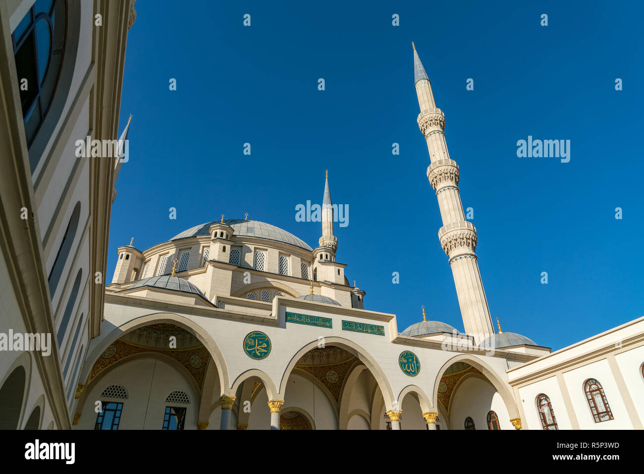 Nizamiye Masjid, also called Nizamiye Mosque, a Turkish mosque in ...