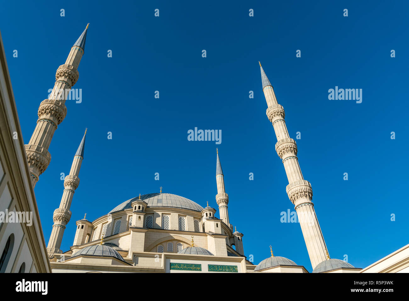 Nizamiye Masjid, also called Nizamiye Mosque, a Turkish mosque in ...
