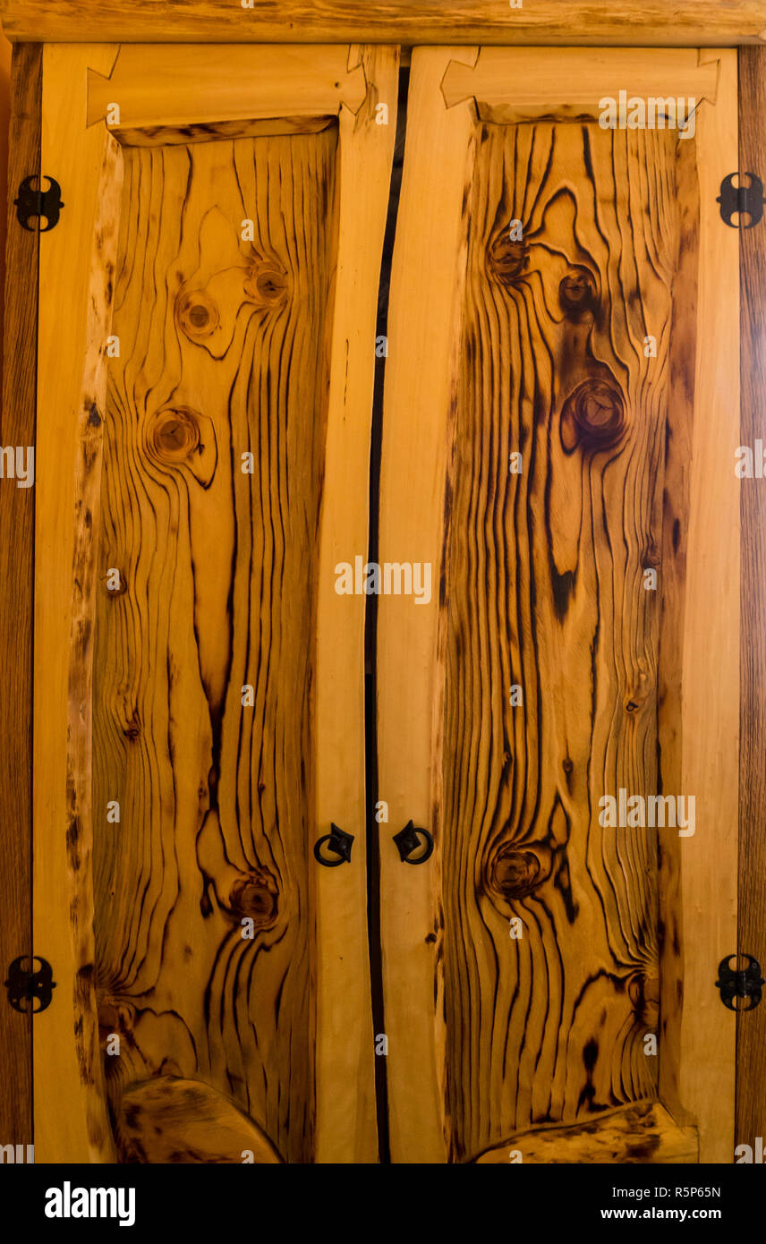 Scorched wood color and texture closeup Stock Photo - Alamy