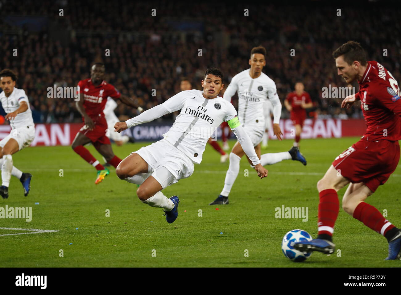 Parc des princes psg stadium group hi-res stock photography and images ...