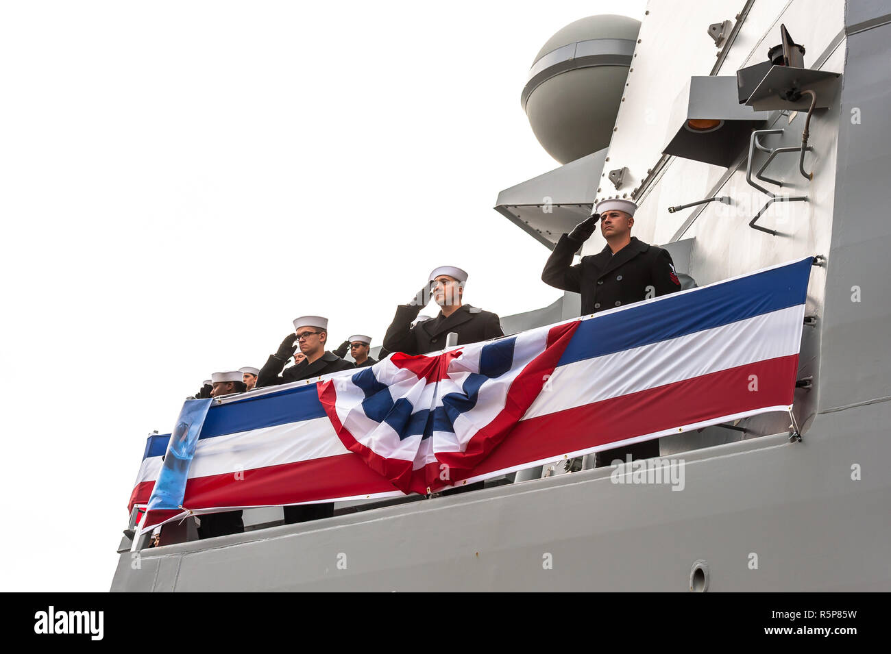 Uss falcon hi-res stock photography and images - Alamy