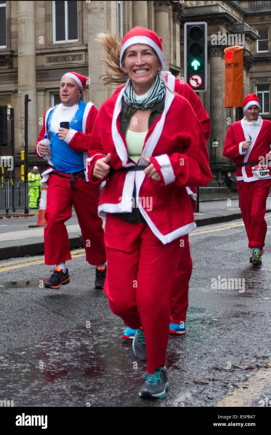 Liverpool, Merseyside, UK. 2nd November, 2018. BTR Liverpool Santa Dash ...