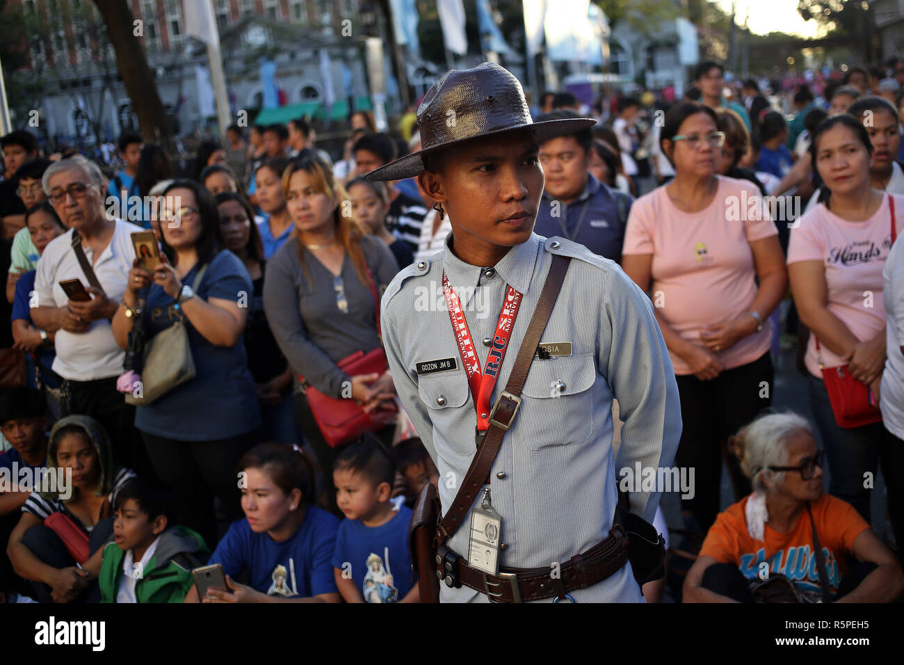 Intramuros, Manila, Philippines. 2nd Dec, 2018. Thousands of people ...
