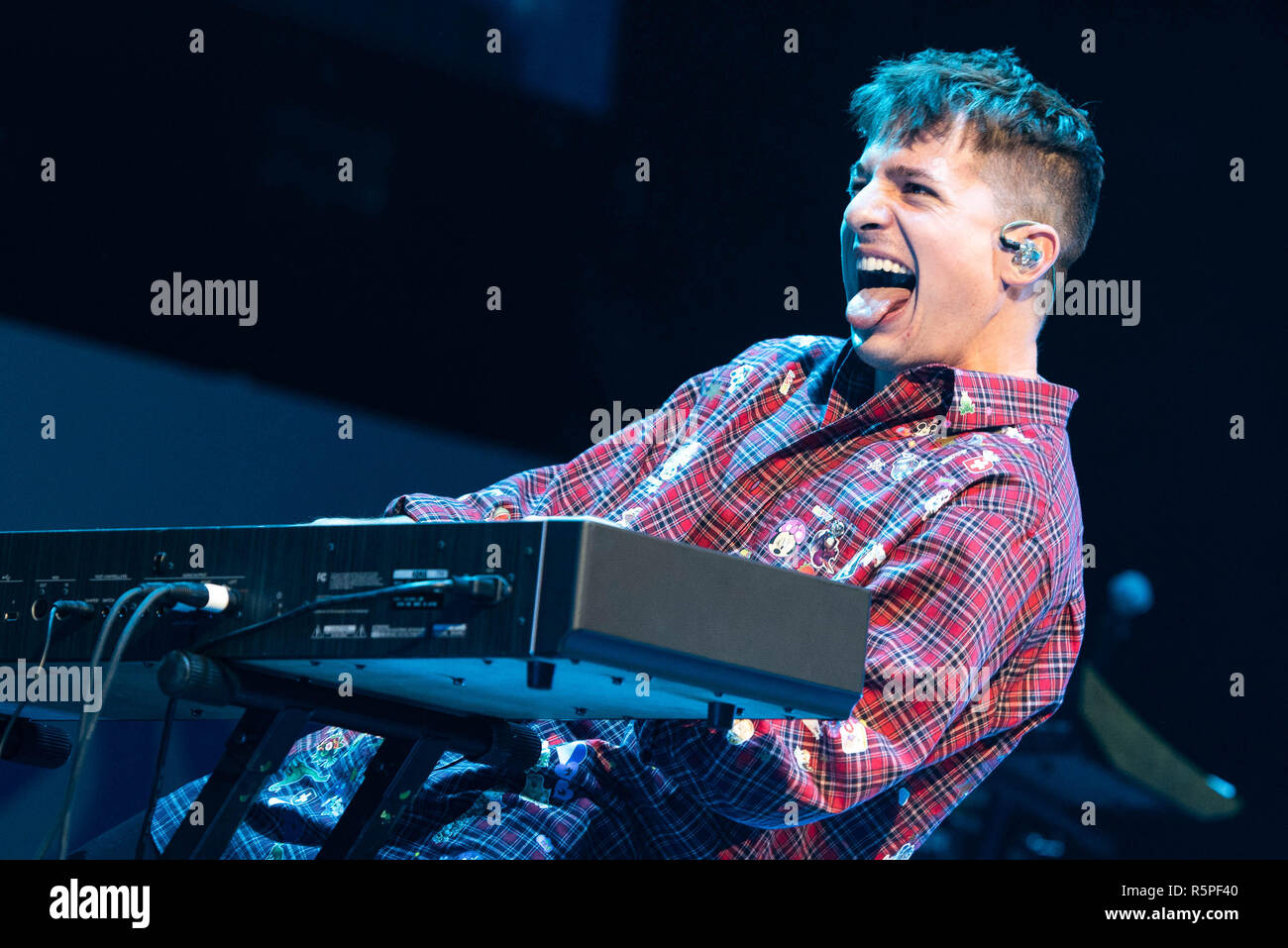 Charlie puth concert hi-res stock photography and images - Alamy