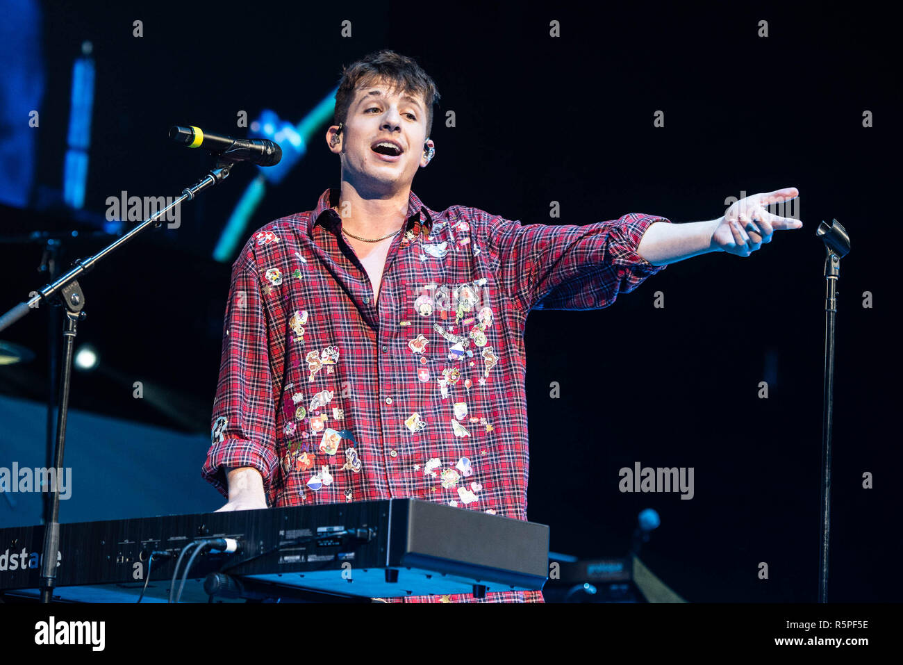 Charlie puth concert hi-res stock photography and images - Alamy