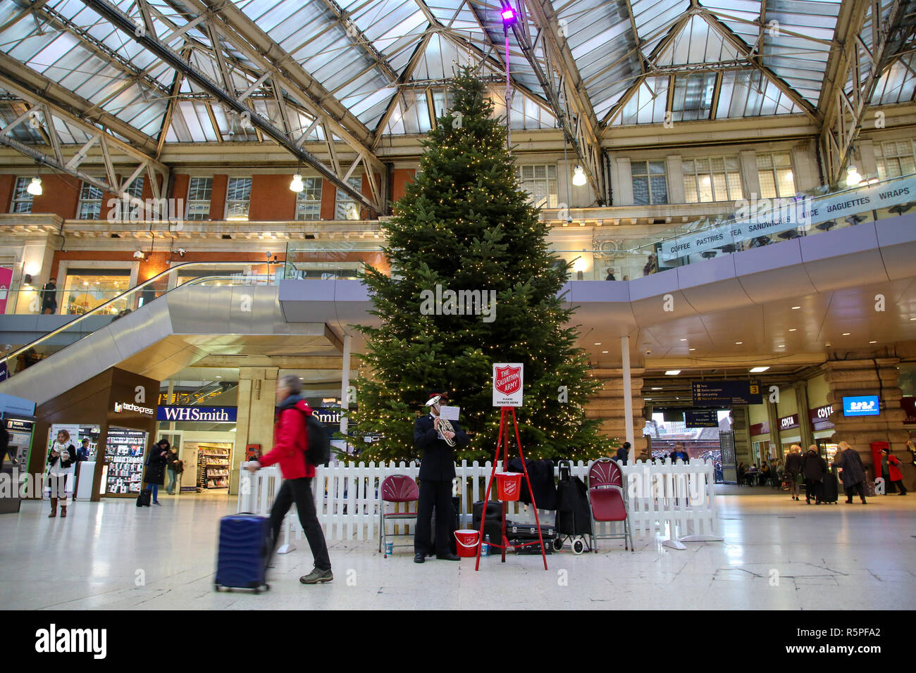 Waterloo Rail Station. London, UK. 2 Dec 2018 - A giant Christmas tree ...