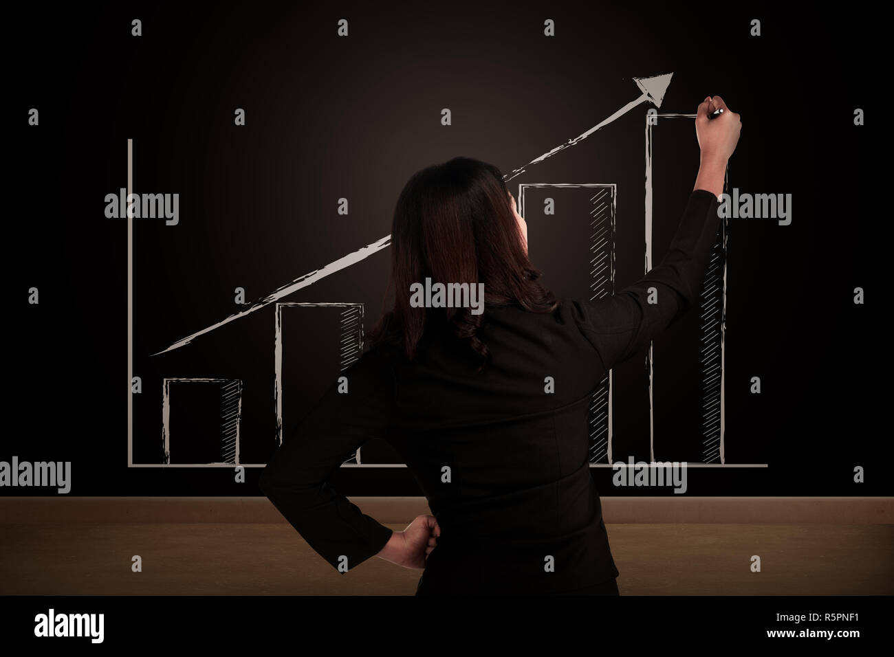Business woman drawing growing graph hi-res stock photography and ...