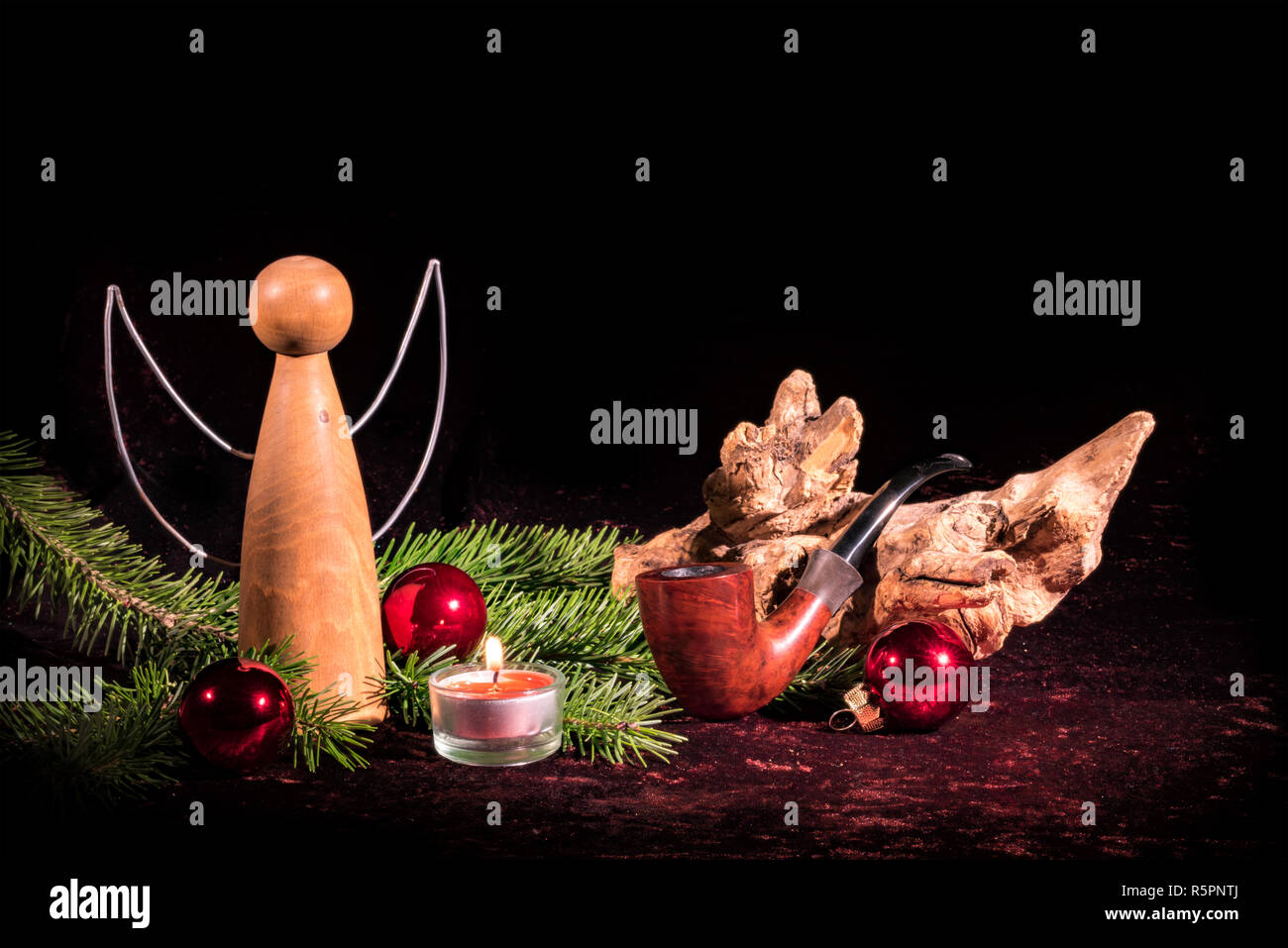 Smoking angel hi-res stock photography and images - Alamy