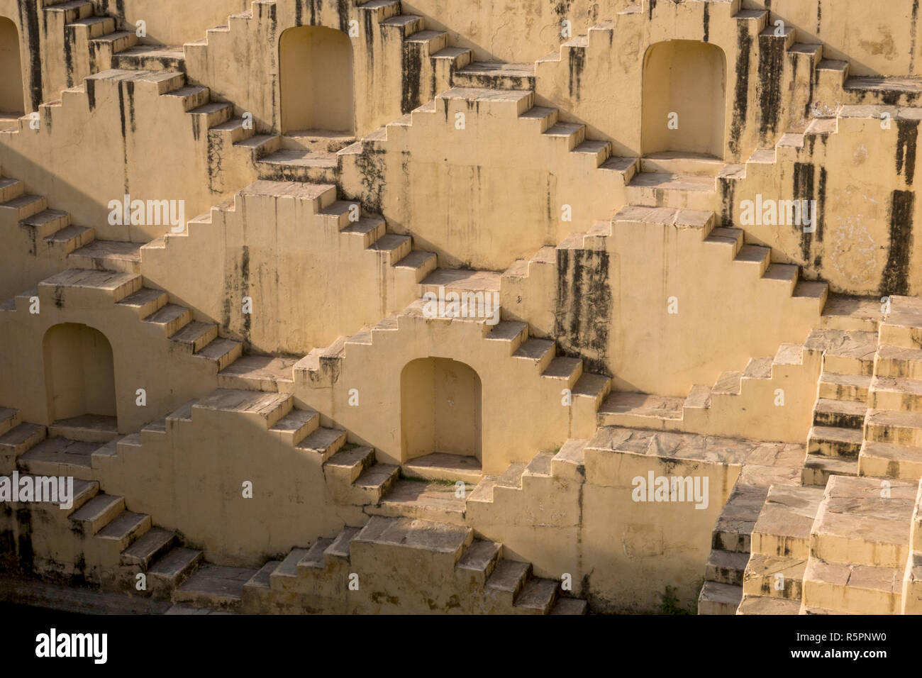 Panna Meena ka Kund historic step well in Jaipur, Rajasthan, India ...