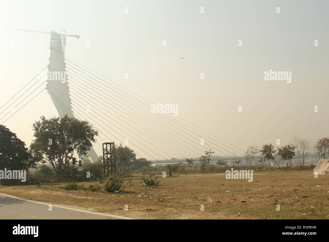signature bridge delhi india Stock Photo - Alamy