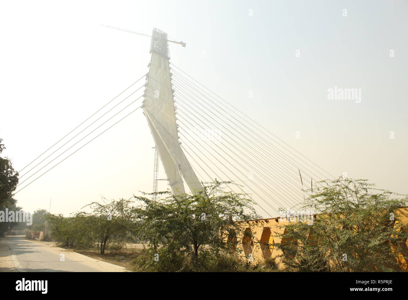 signature bridge delhi india Stock Photo - Alamy