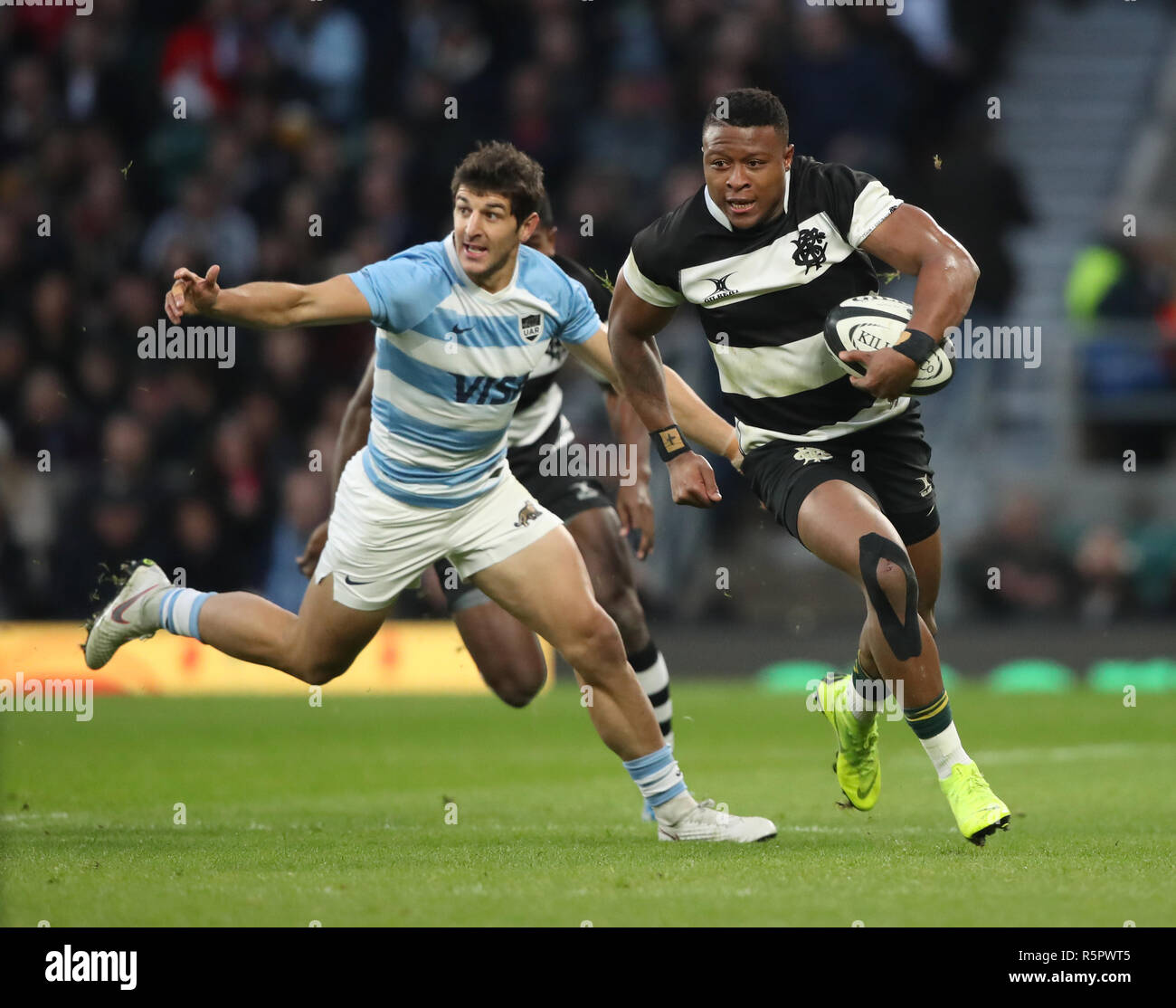 Barbarians Aphiwe Dyantyi during the Killik Cup match at Twickenham ...