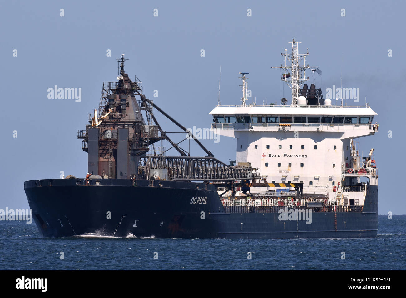 Self Discharging Bulk Carrier High Resolution Stock Photography and ...
