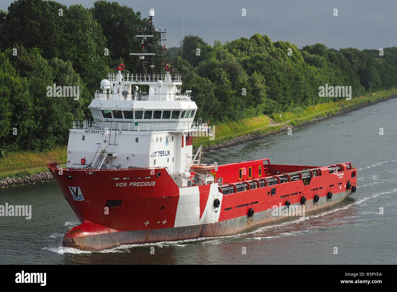 Precious vessel hi-res stock photography and images - Alamy