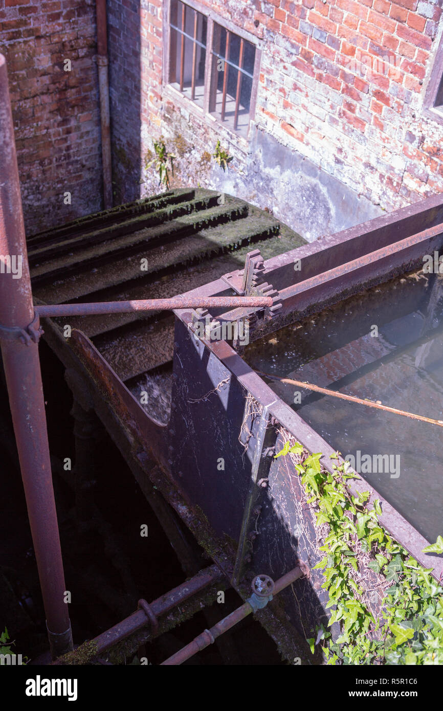 The Waterwheel At Calbourne Water Mill, Calbourne, Isle of Wight, UK ...