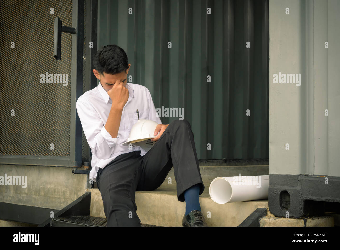 Losing job hi-res stock photography and images - Alamy