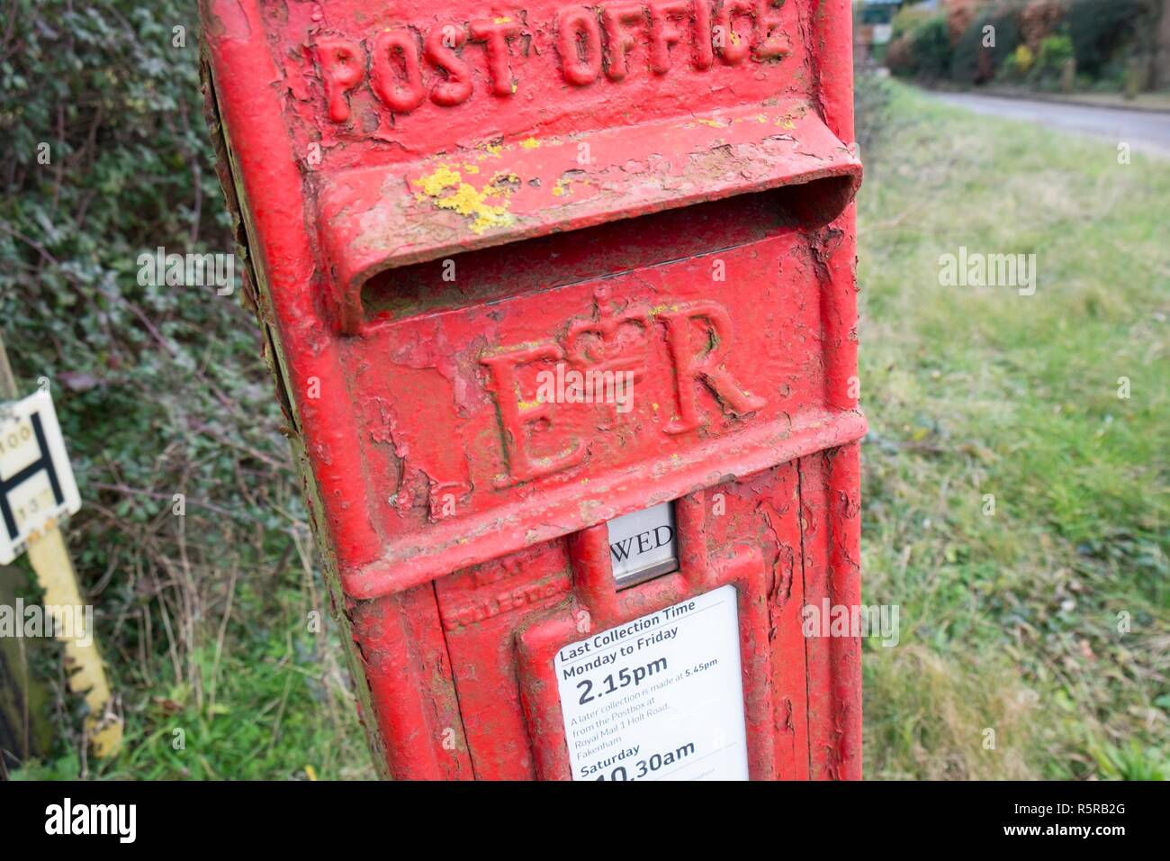 Post office post box Stock Photo - Alamy