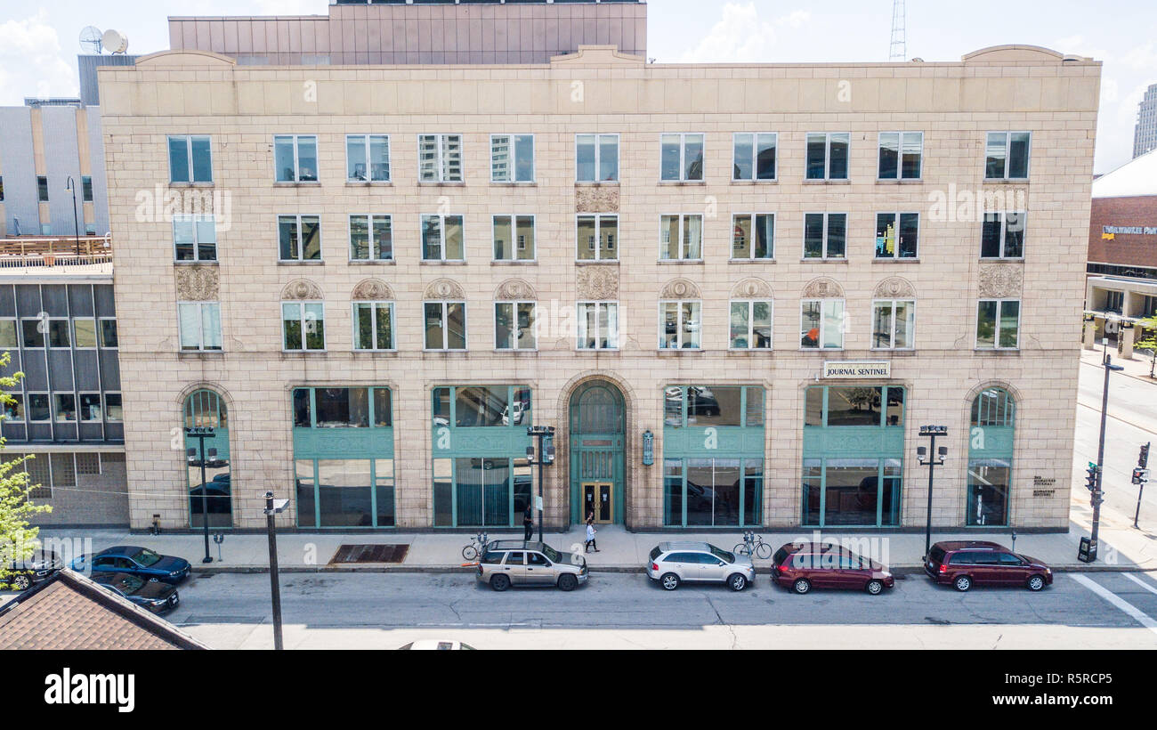 Milwaukee sentinel hi-res stock photography and images - Alamy