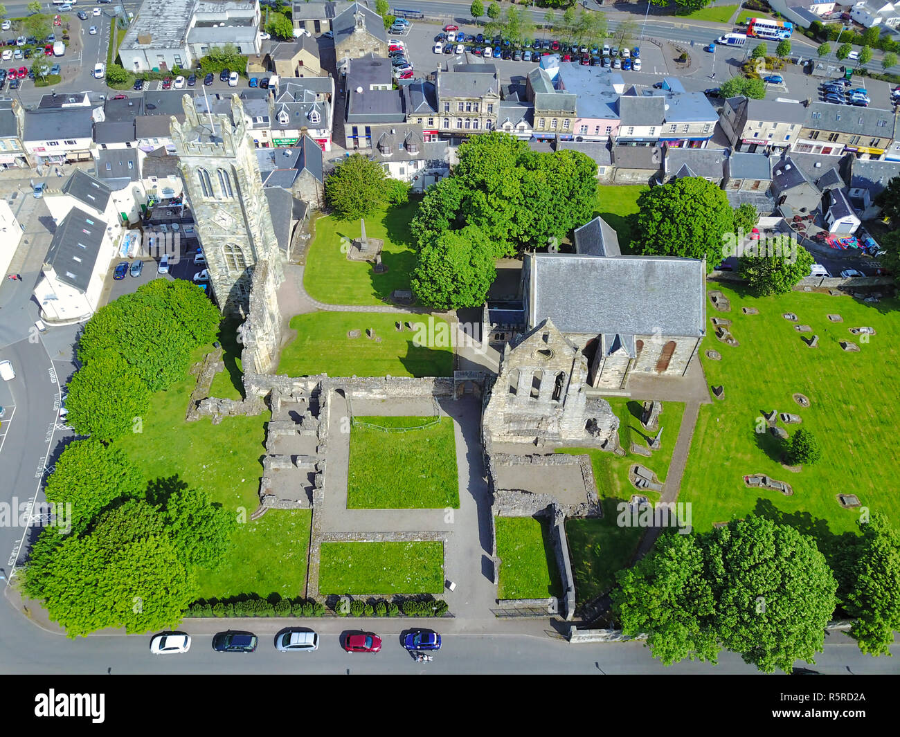 Kilwinning abbey hi-res stock photography and images - Alamy