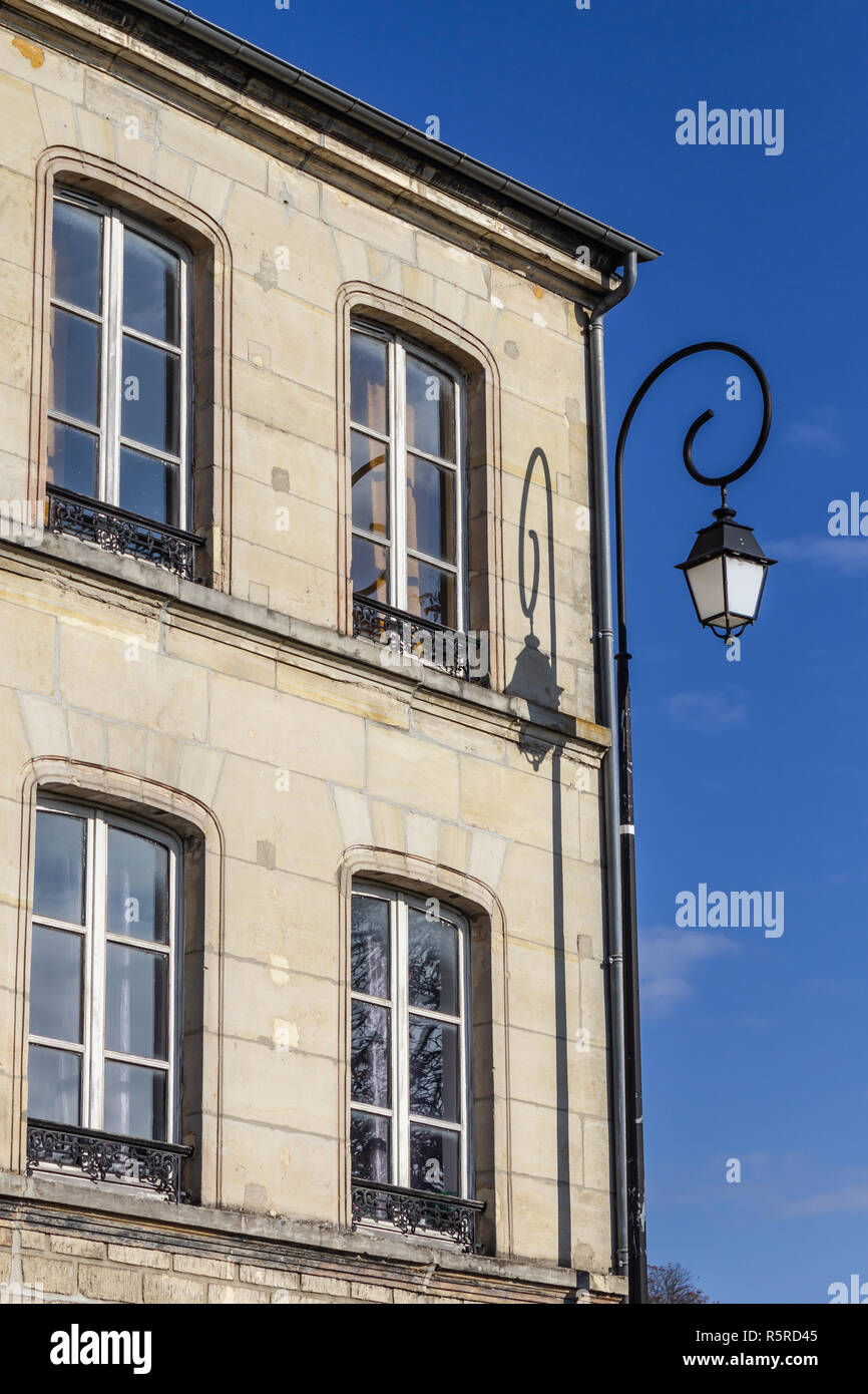 Details of Building in Auvers-sur-Oise with windows and Street light ...