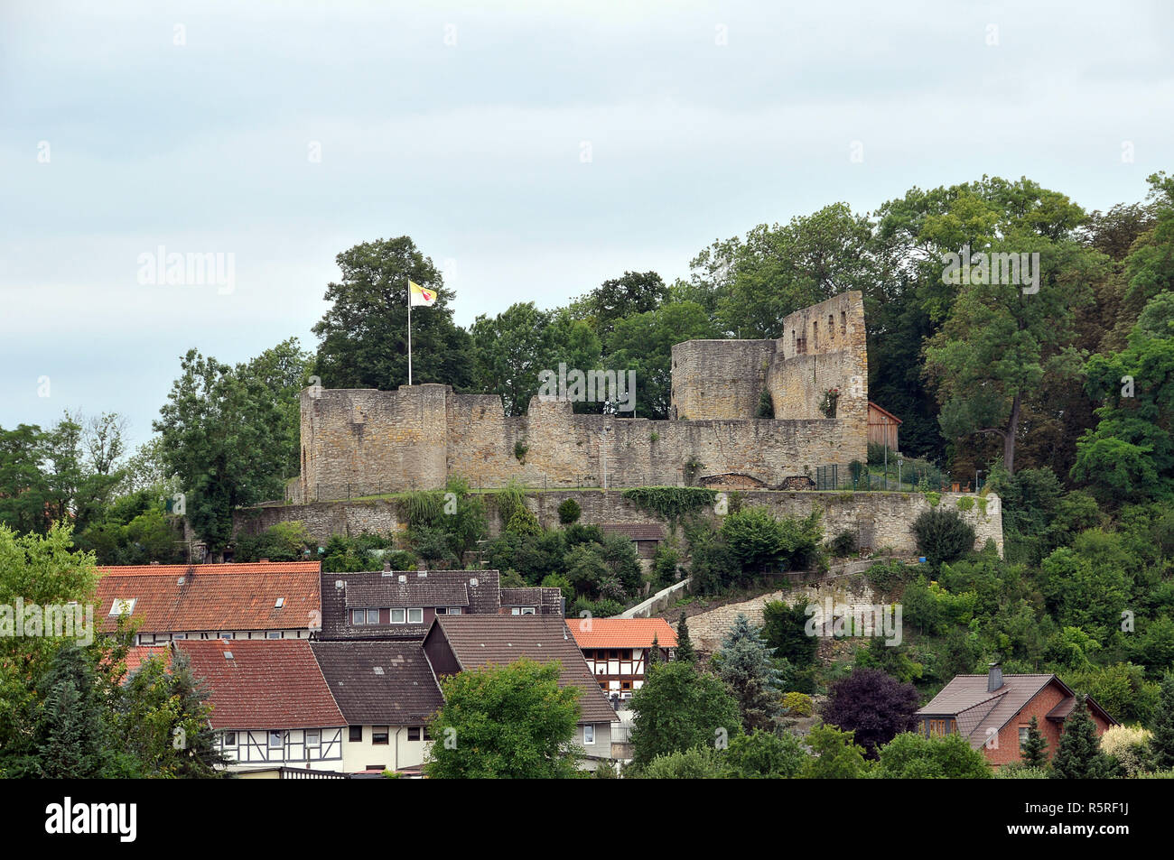 castle ruins heldenburg in salzderhelden Stock Photo - Alamy