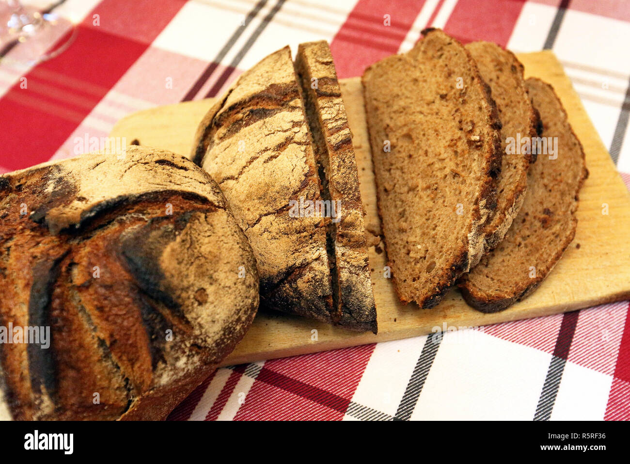 Ba ckerbrot hi-res stock photography and images - Alamy