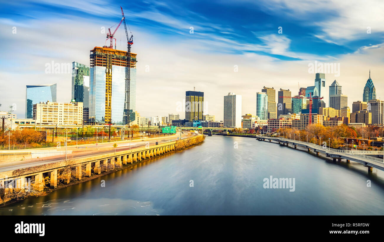 Philadelphia skyline and Schuylkill river, USA Stock Photo - Alamy