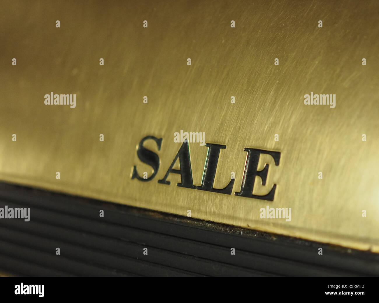 sale label text Stock Photo - Alamy