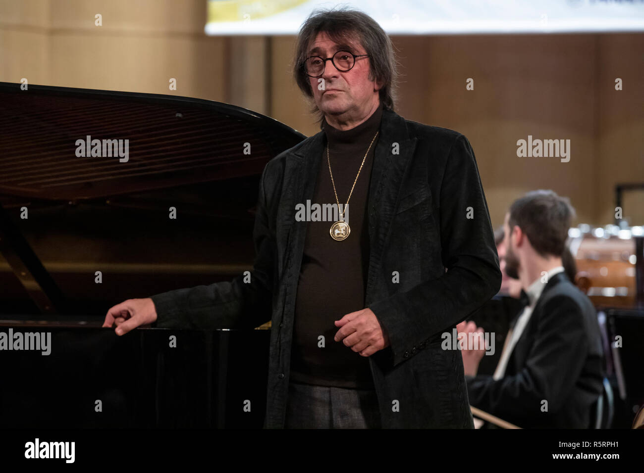 Yuri bashmet hi-res stock photography and images - Alamy