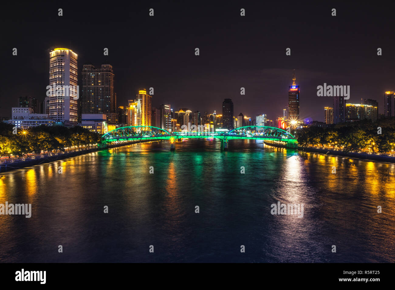 Canton tower and pearl river Stock Photo - Alamy