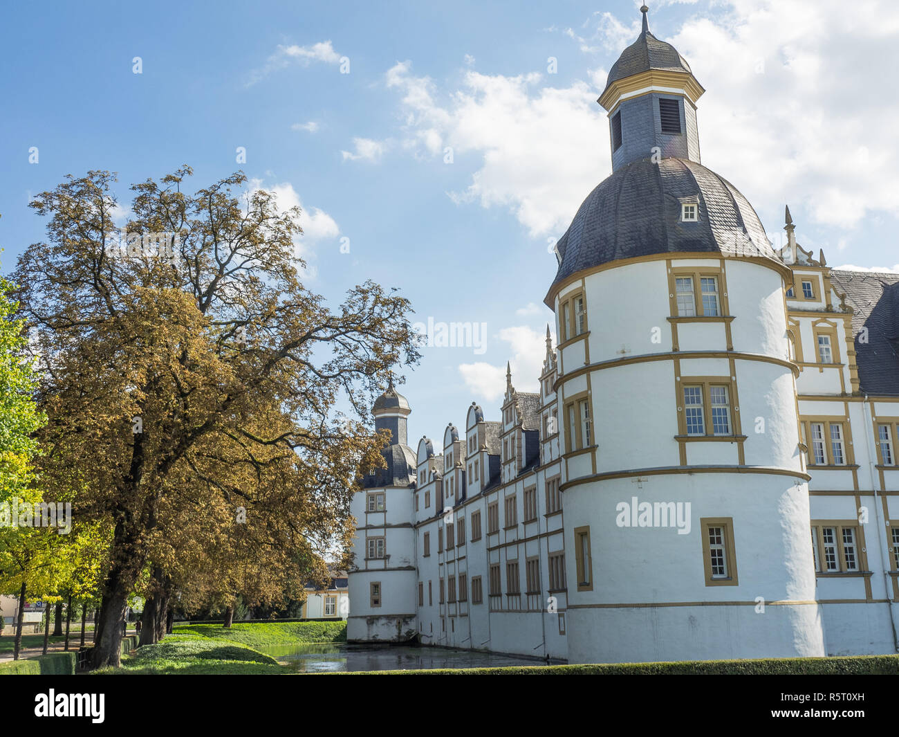 the castle of neuhaus near paderborn Stock Photo - Alamy