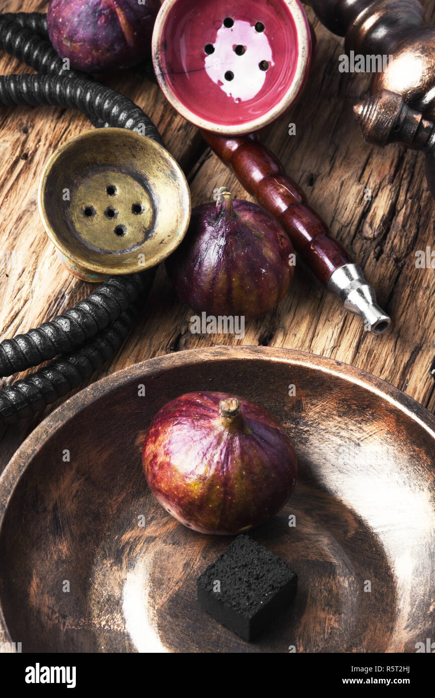 Egyptian fig hi-res stock photography and images - Alamy