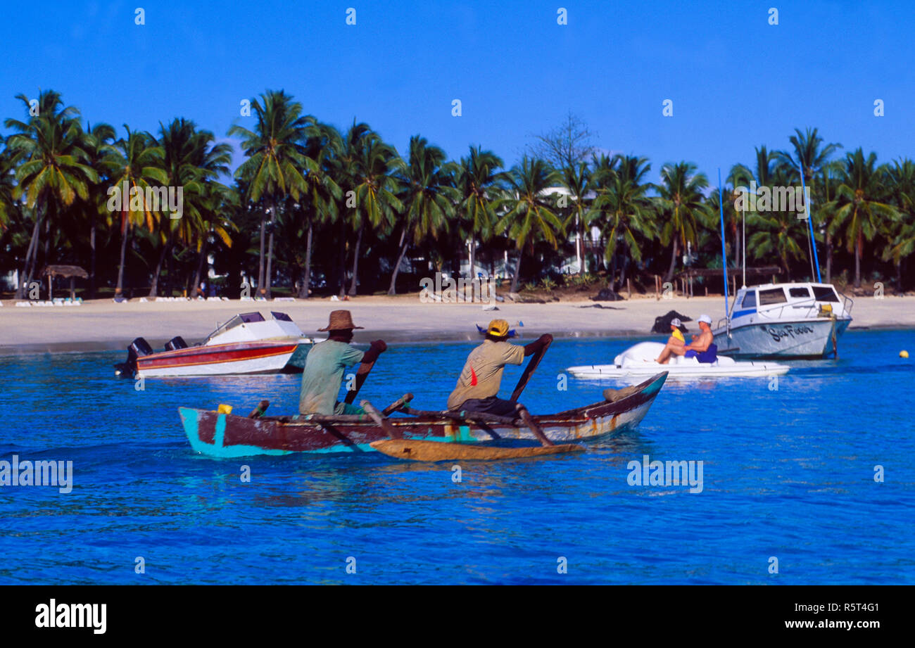 Grandes Comores: fishermen and boats at Galawa beach Hotel Stock Photo ...
