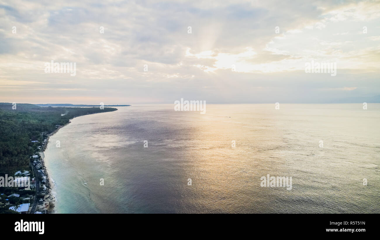 Suwehan beach at Nusa Penida island Bali, Indonesia Stock Photo - Alamy