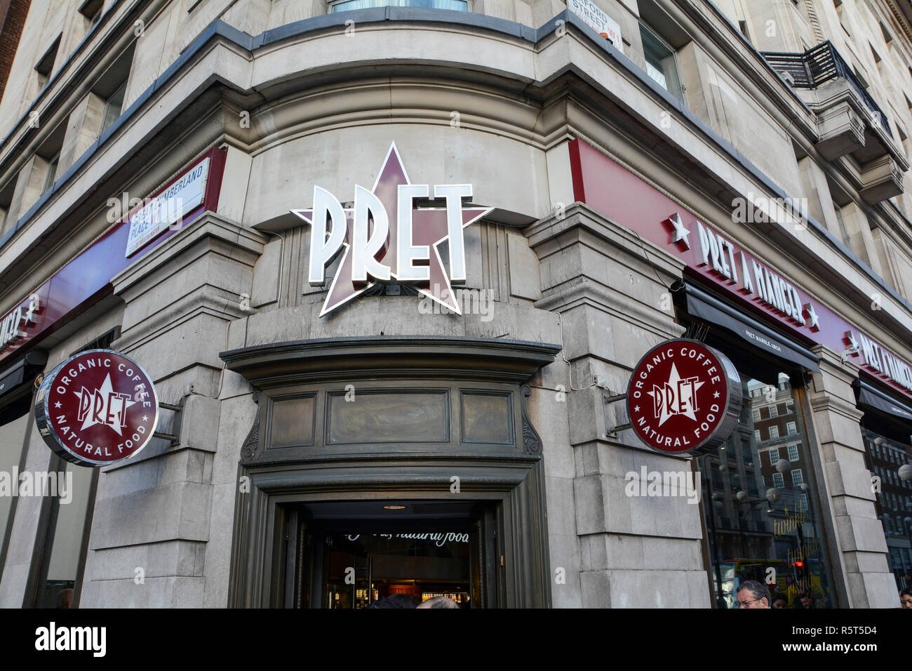Pret a manger exterior hi-res stock photography and images - Alamy