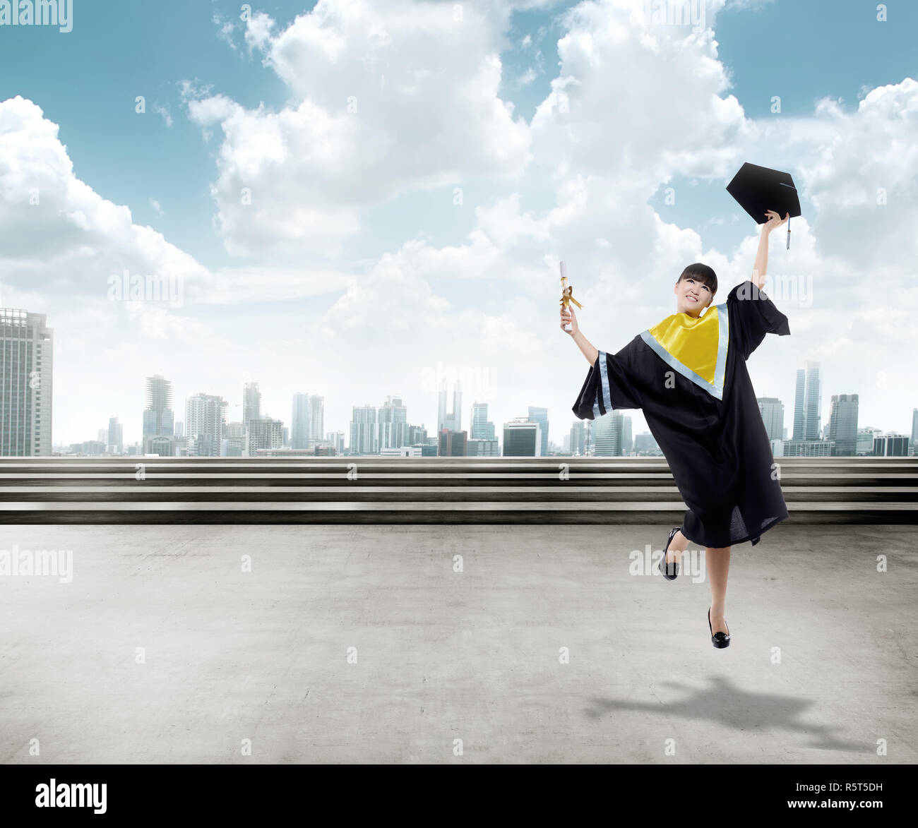 Asian Woman Graduation Stock Photo - Alamy
