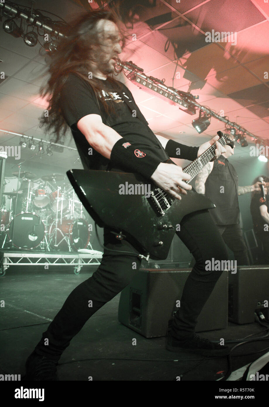 Exodus singer hi-res stock photography and images - Alamy