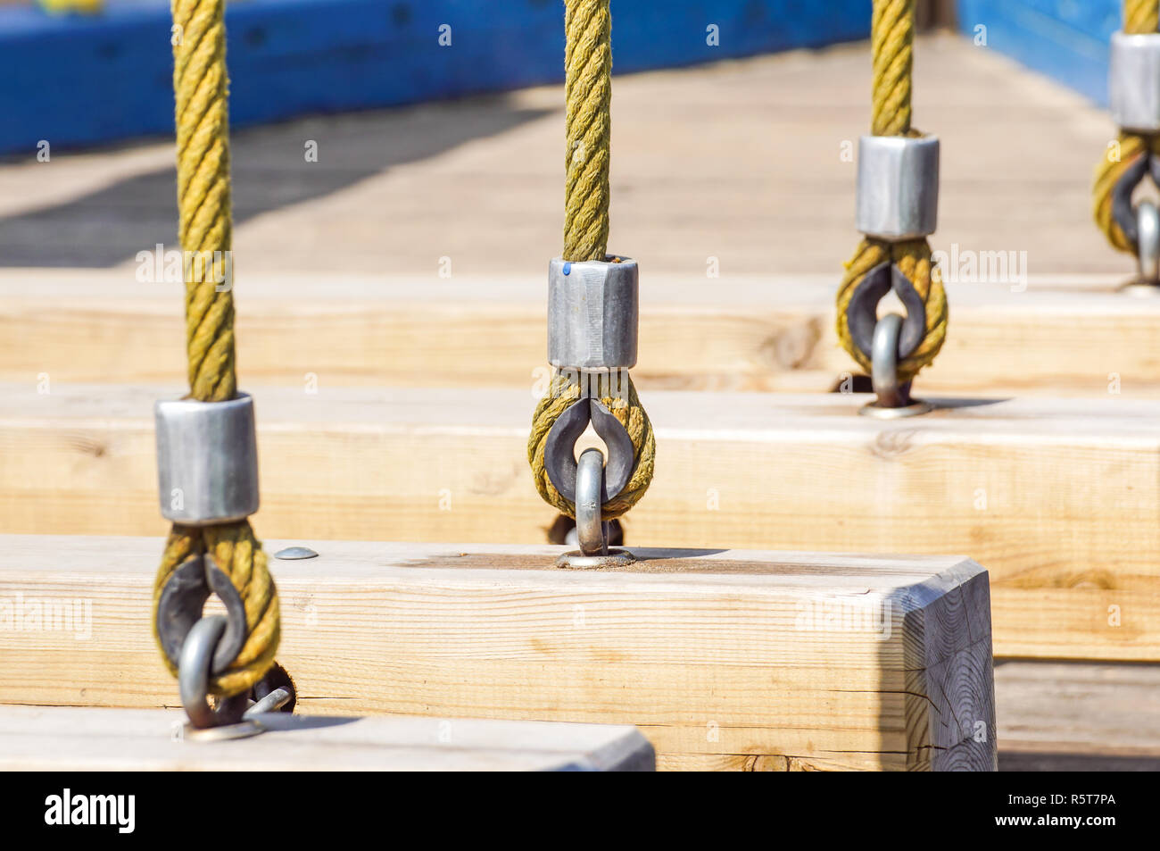 Rope swinging bridge forest hi-res stock photography and images - Alamy