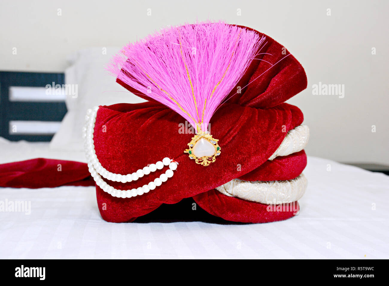 Sehra for groom in traditional Indian wedding ceremony Stock Photo - Alamy