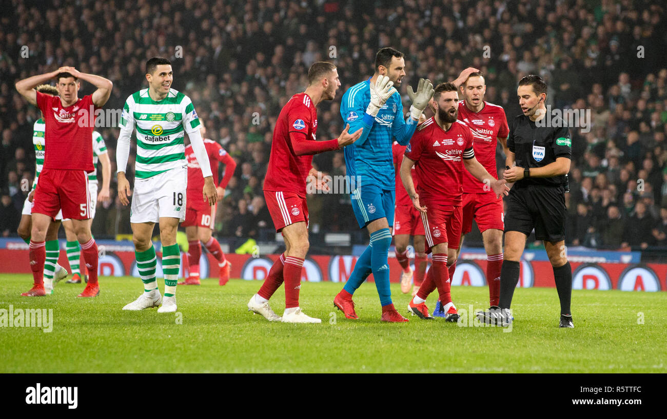Referee Andrew Dallas upsets the Aberdeen team by awarding penalty ...