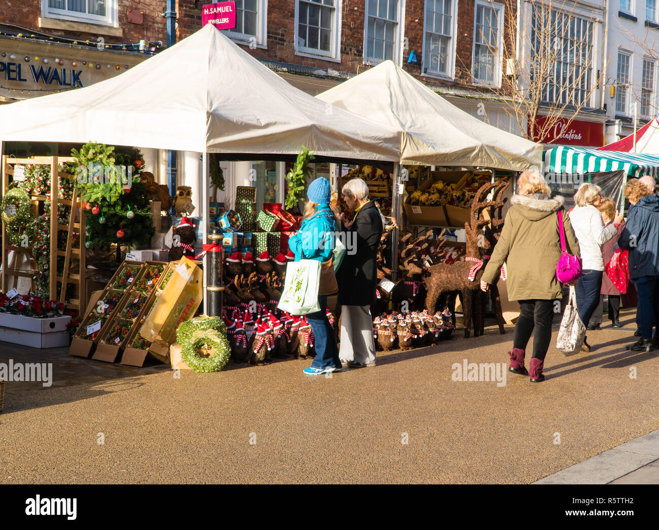 Victorian open market hi-res stock photography and images - Alamy
