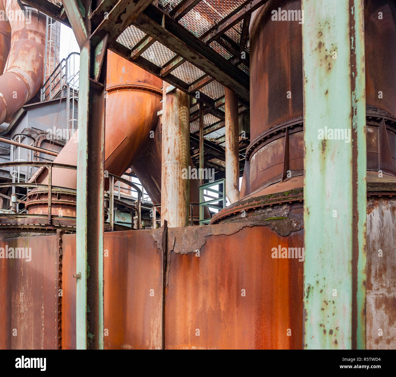 rusty industrial scenery Stock Photo - Alamy