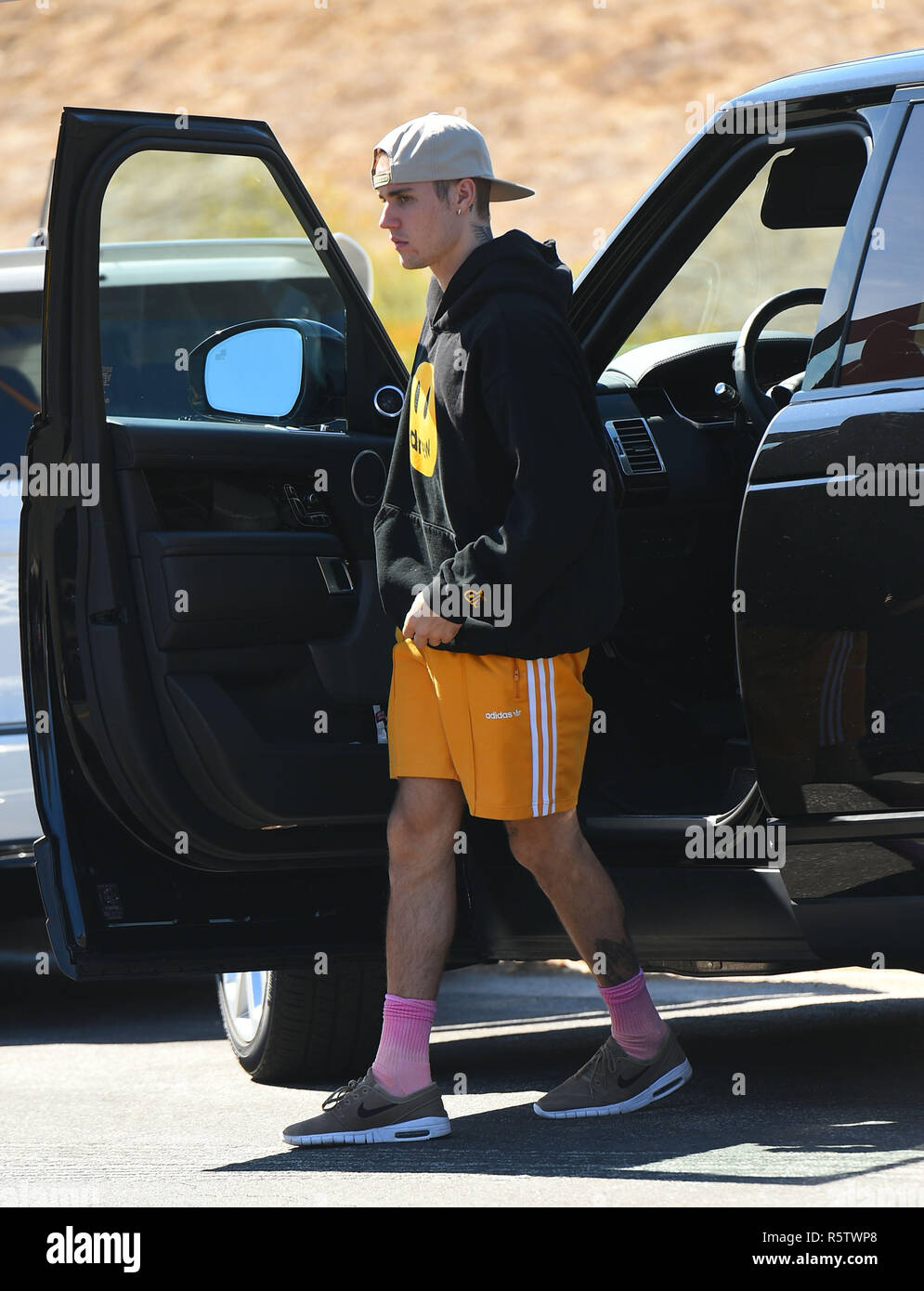 Steep uphill grade hi-res stock photography and images - Alamy