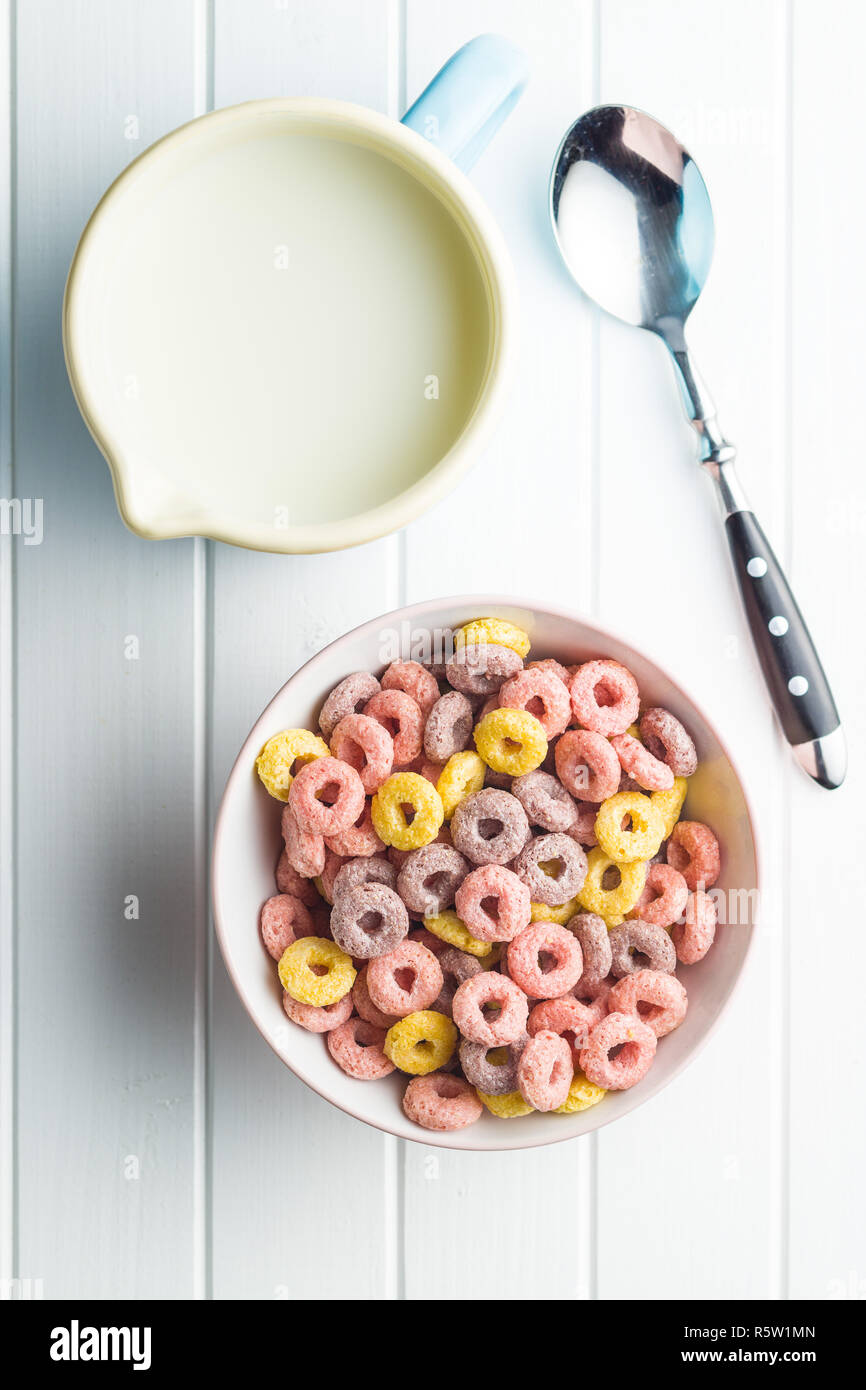 Child fruit loops cereal hi-res stock photography and images - Alamy