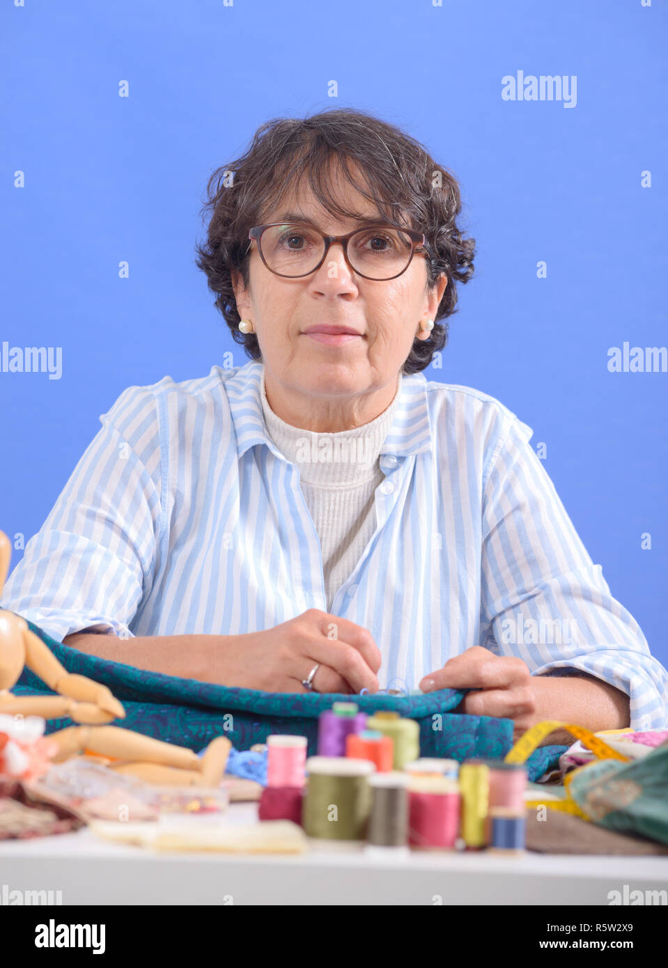 Patchwork Quilt Woman Hand High Resolution Stock Photography and Images ...