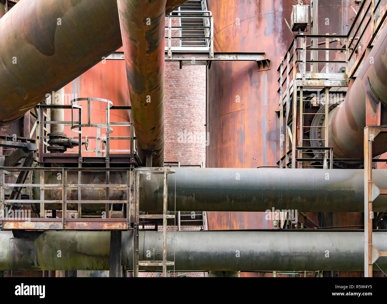 rusty industrial scenery Stock Photo - Alamy
