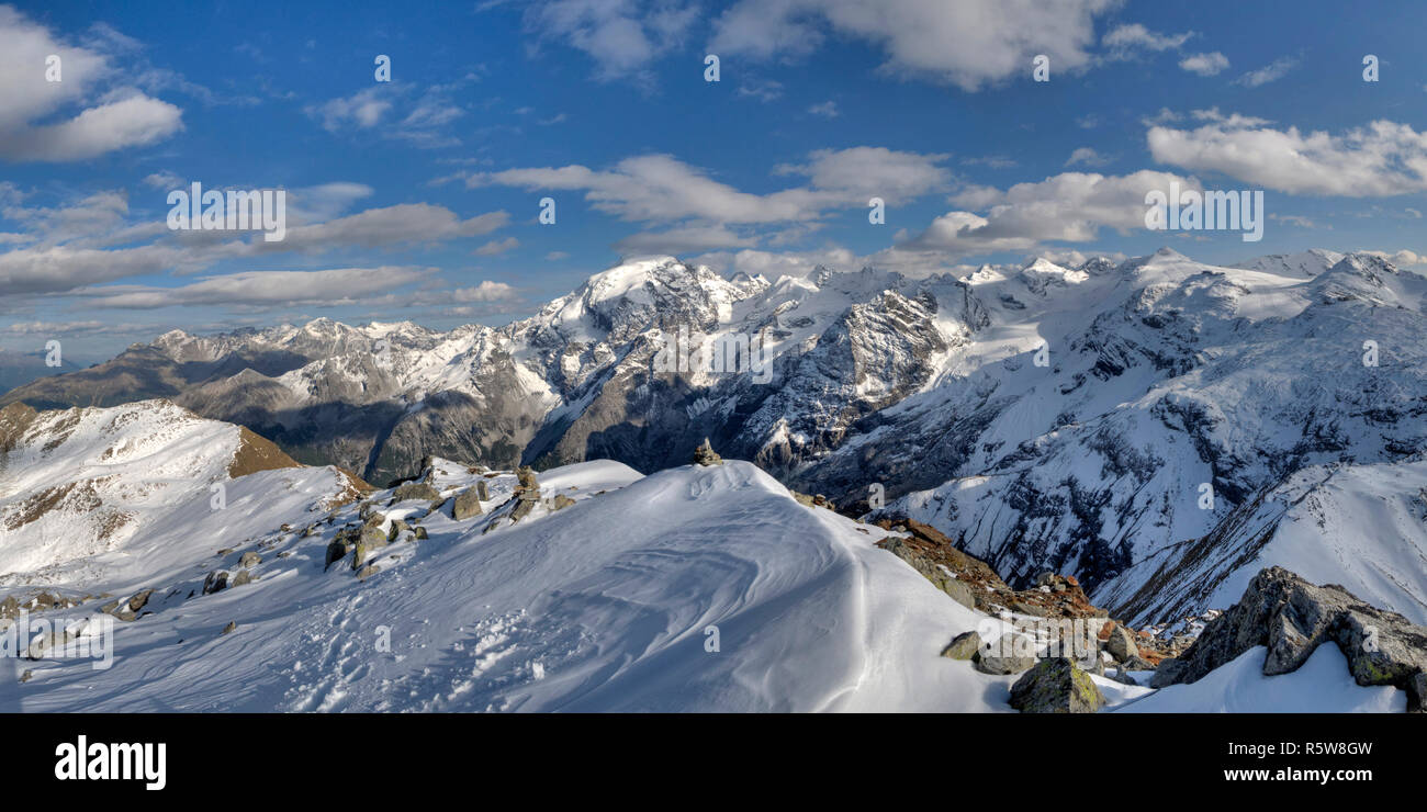 Summit world 3000 hi-res stock photography and images - Alamy