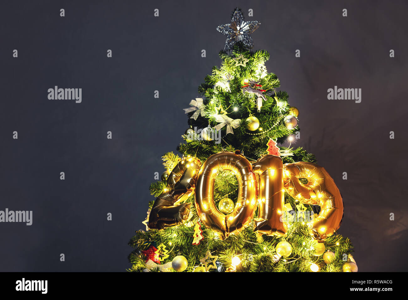 Decorated Christmas tree 2019, Merry Christmas and Happy new year 2019 ...